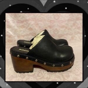 Soda | Shoes | Vintage 9s Chunky Platform Studded Clogs | Poshmark